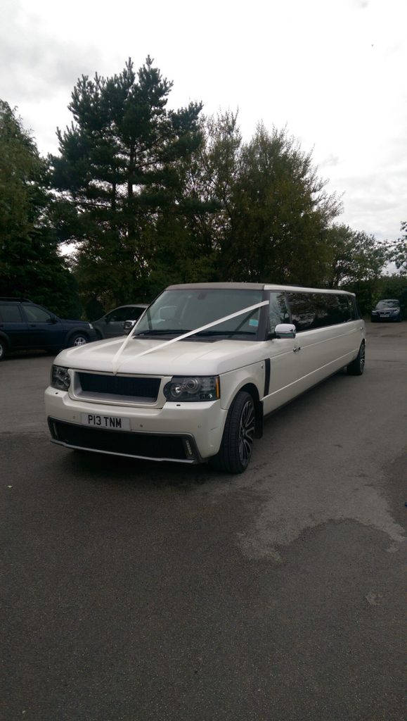 Range Rover Stretch Limousine | Splendid Chauffeurs